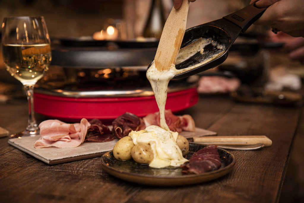 De la Traite à l’Assiette : Les Secrets de la Fabrication de la ...